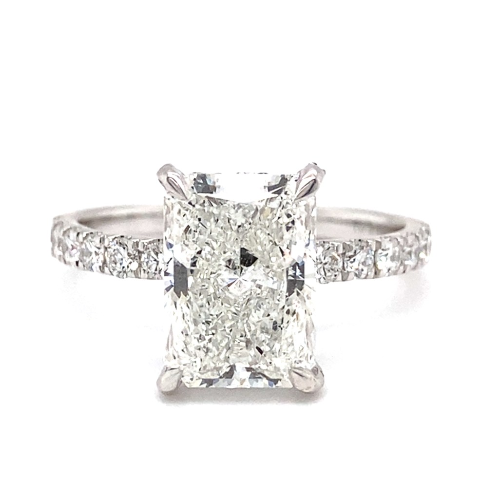 Expanding Diamond Ring