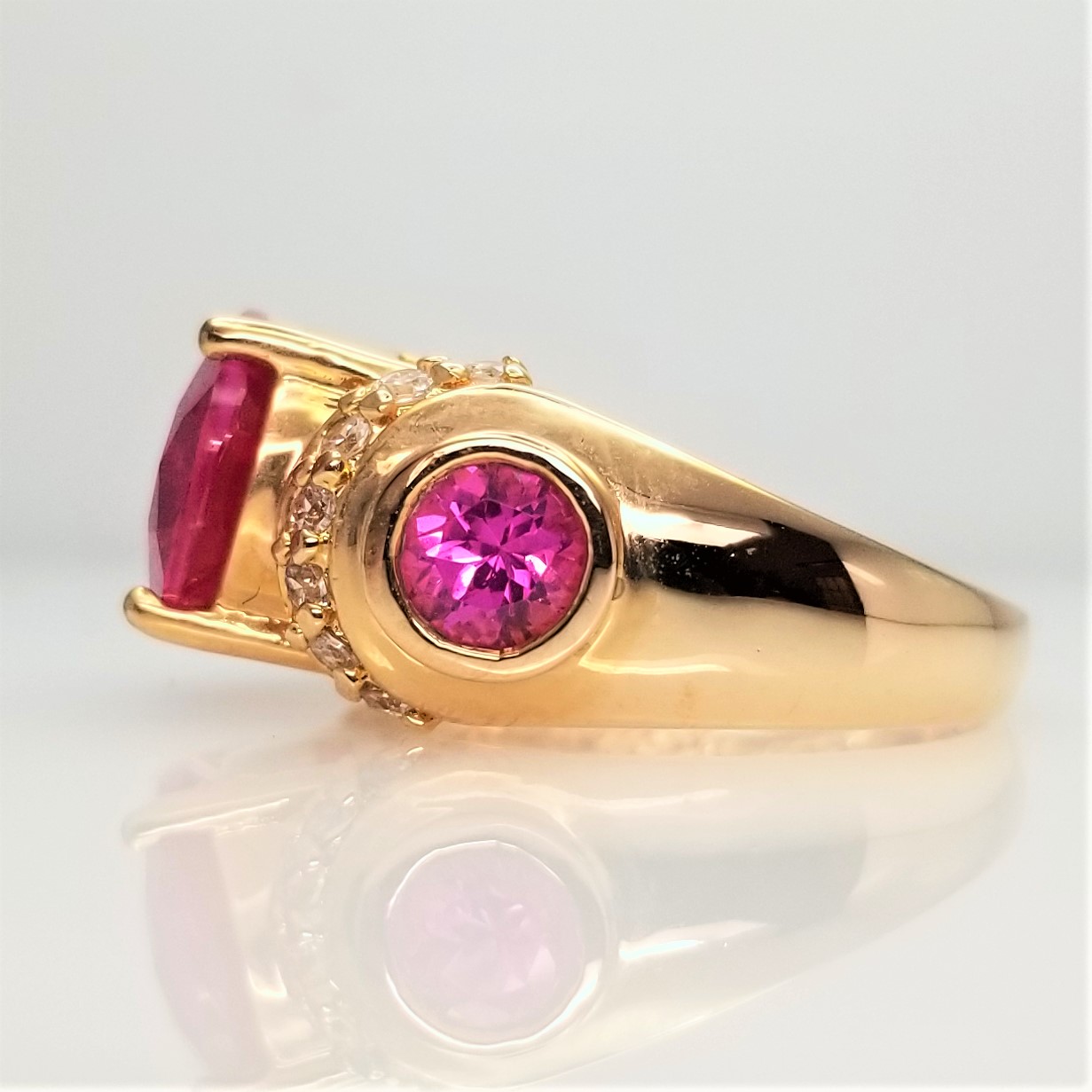 red corundum ring