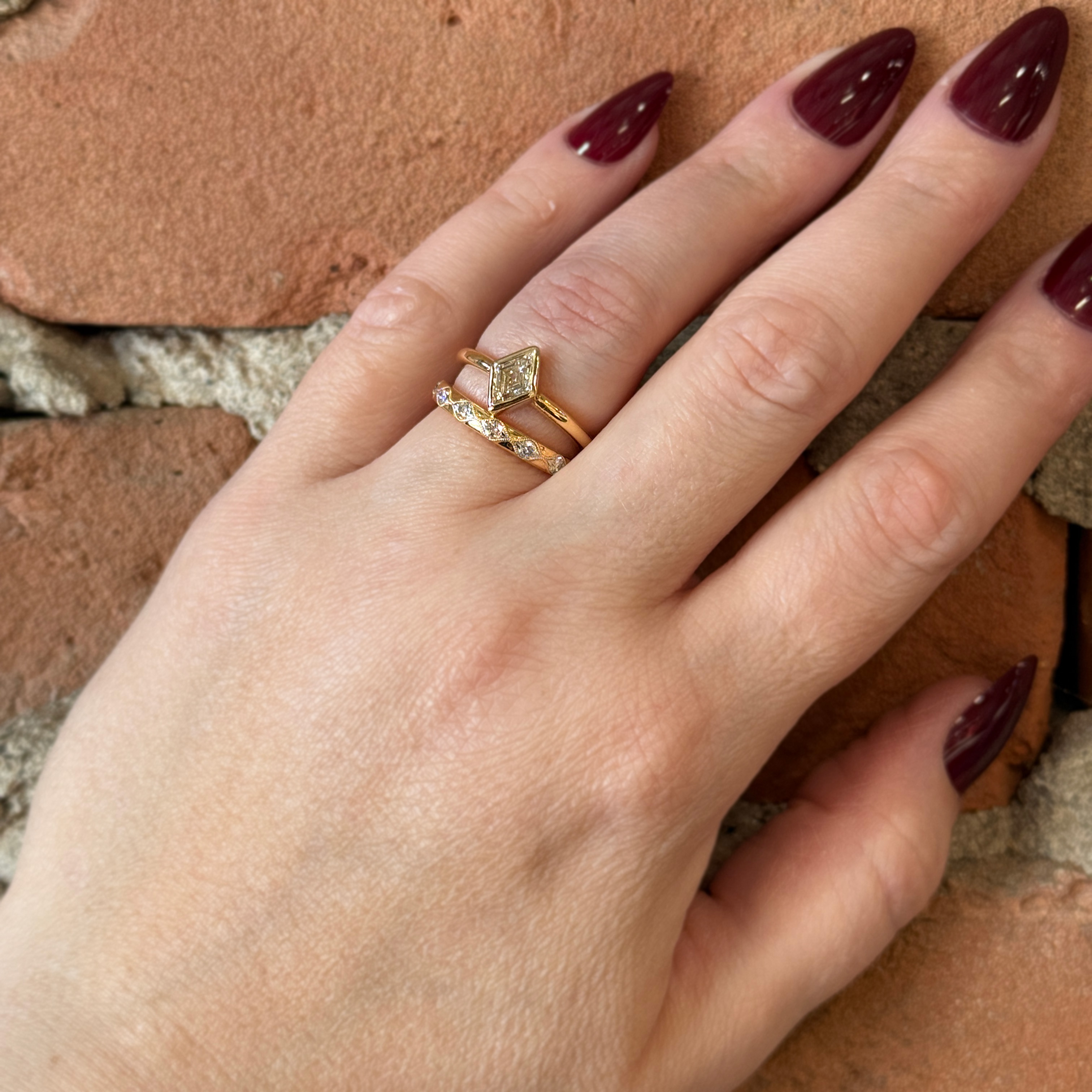 14K YG 0.61ct Kite shape bezel set diamond engagement ring [GIA]