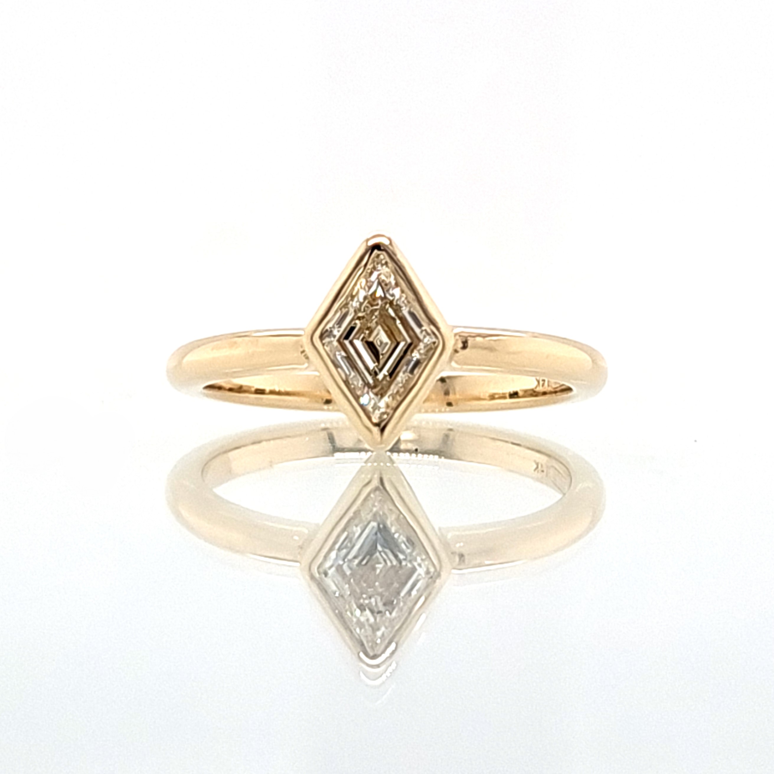 14K YG 0.61ct Kite shape bezel set diamond engagement ring [GIA]