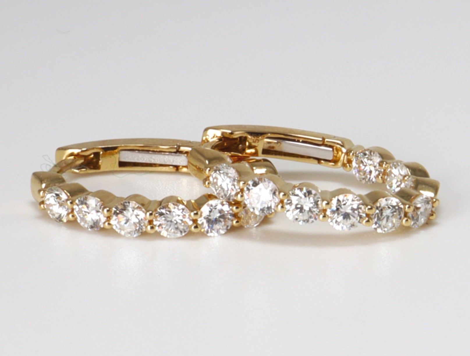 Earrings 001-150-06458 - Diamond Earrings - Diamond Showcase | Diamond ...