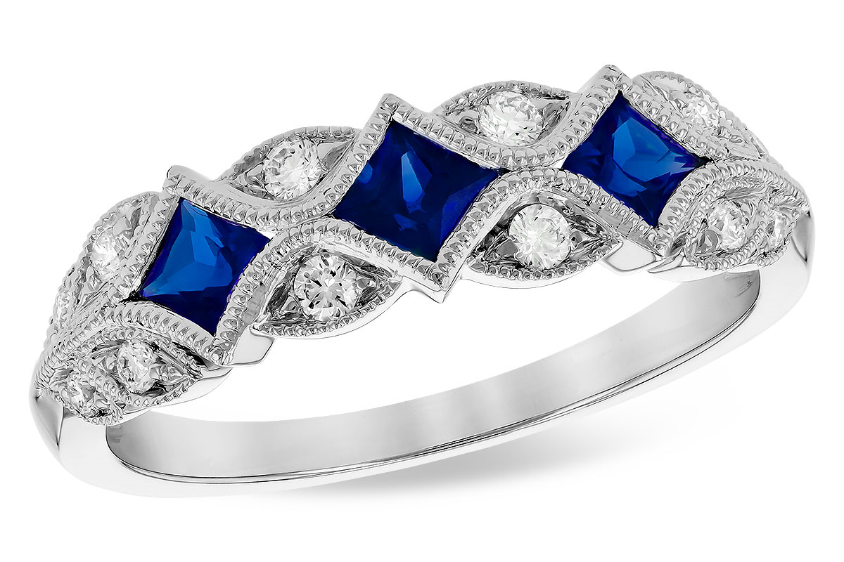 Vintage Blue Sapphire Ring in 14kt White Gold