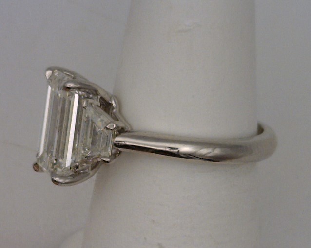Platinum & diamond engagement ring