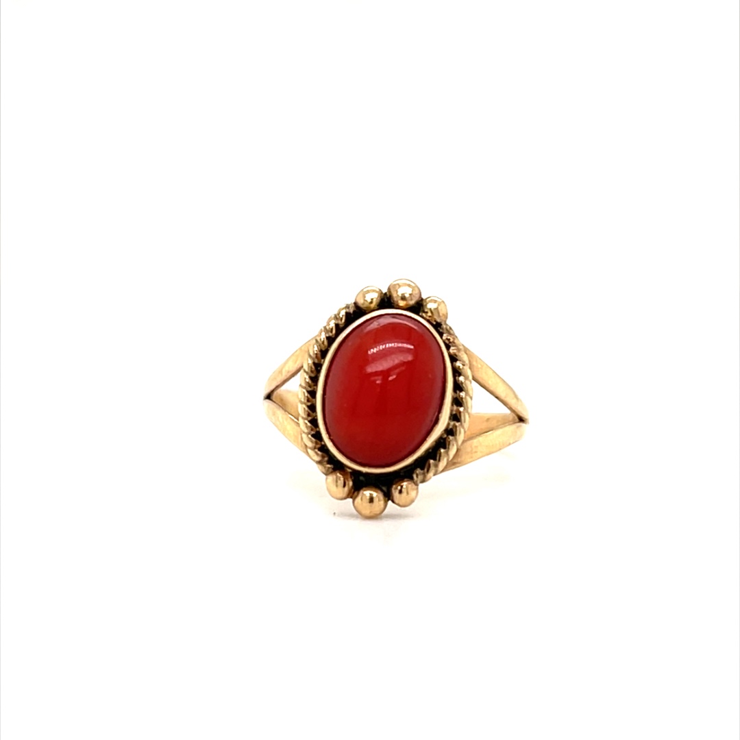 14K Yellow Gold Estate Coral Ring