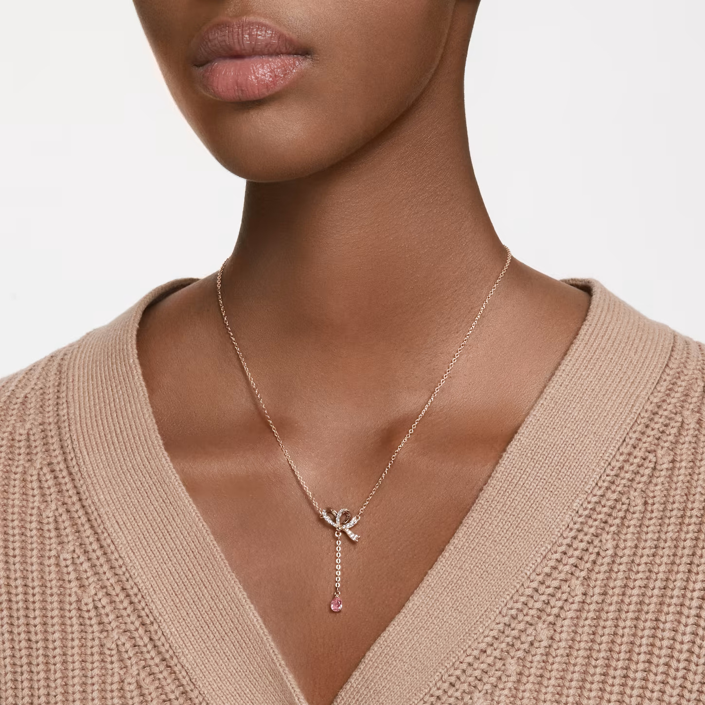 Swarovski nice y necklace store