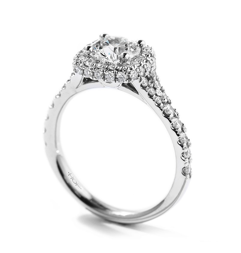 Hearts On Fire Acclaim Engagement Ring