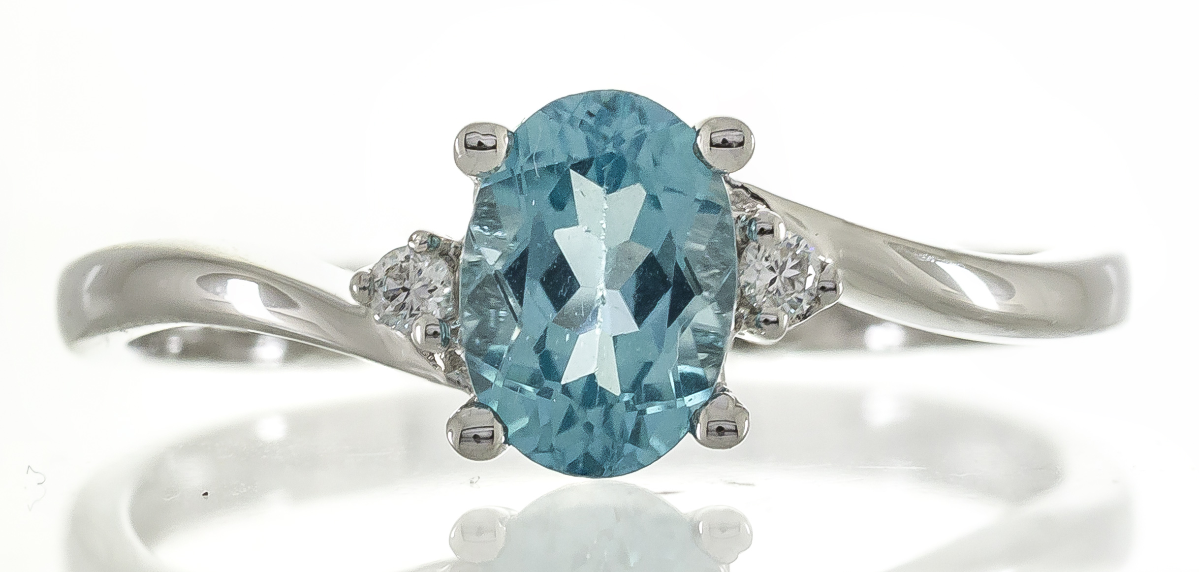 diamond ring under £200