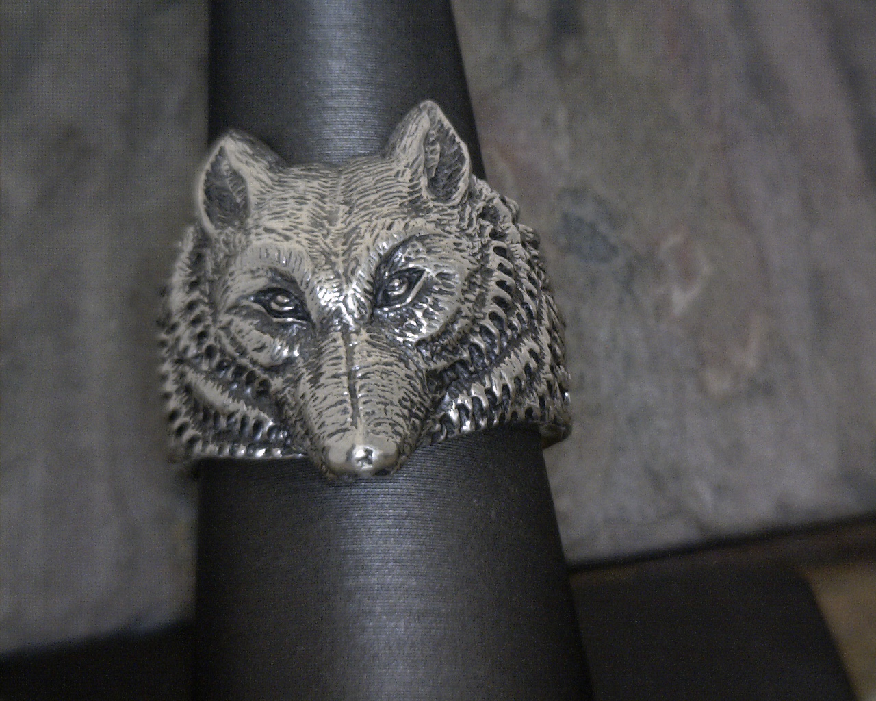 metal wolf ring