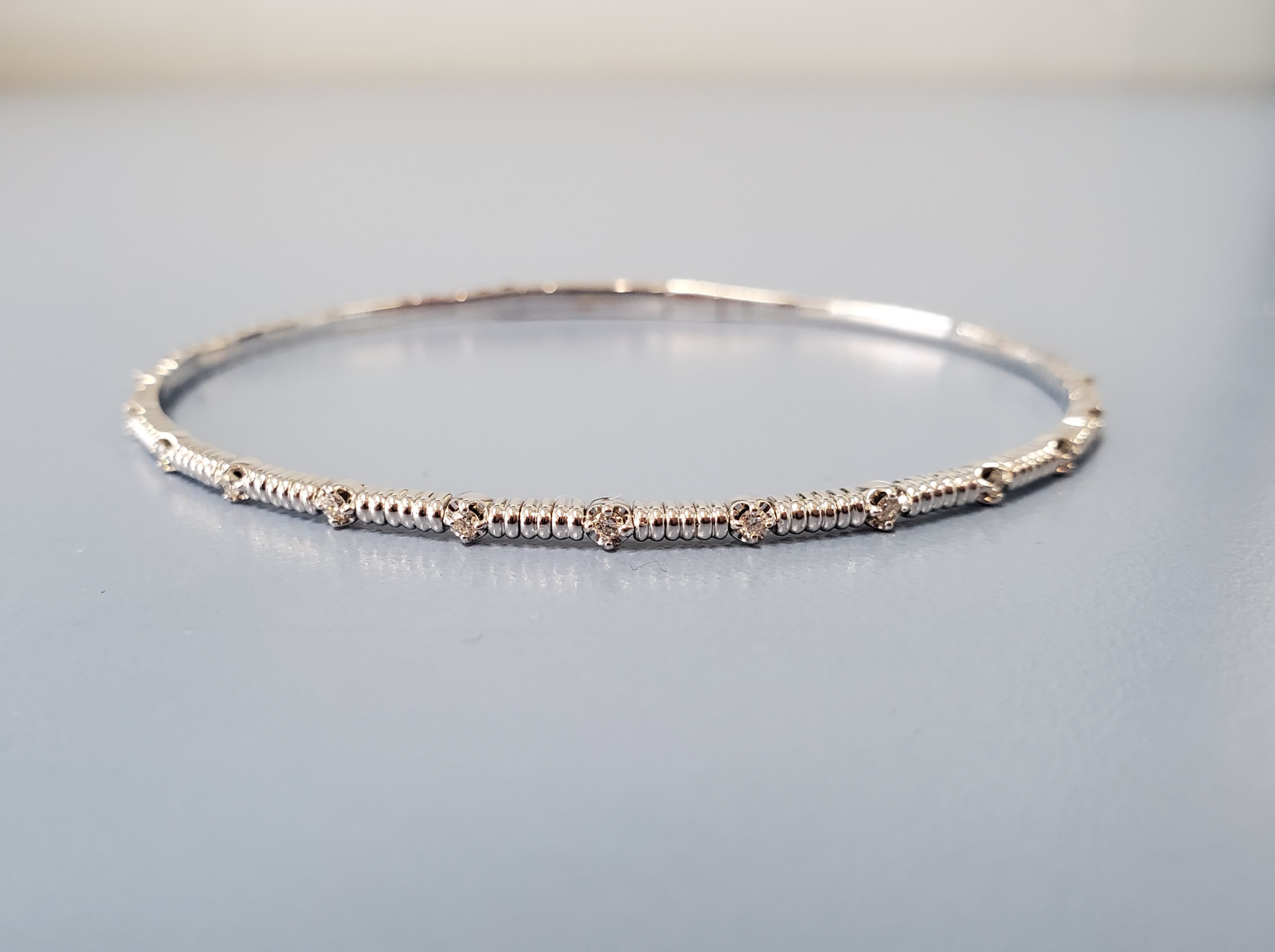 Flexible bangle bracelet store